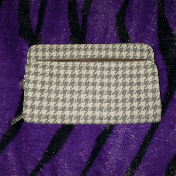 thirty-one | Bags | Thirtyone Perfect Cents Wallet Grey Houndstooth ...